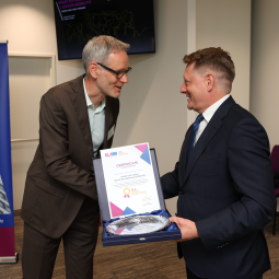 Good Practice Award presented to Arbeit und Leben DGB/VHS Berlin ...